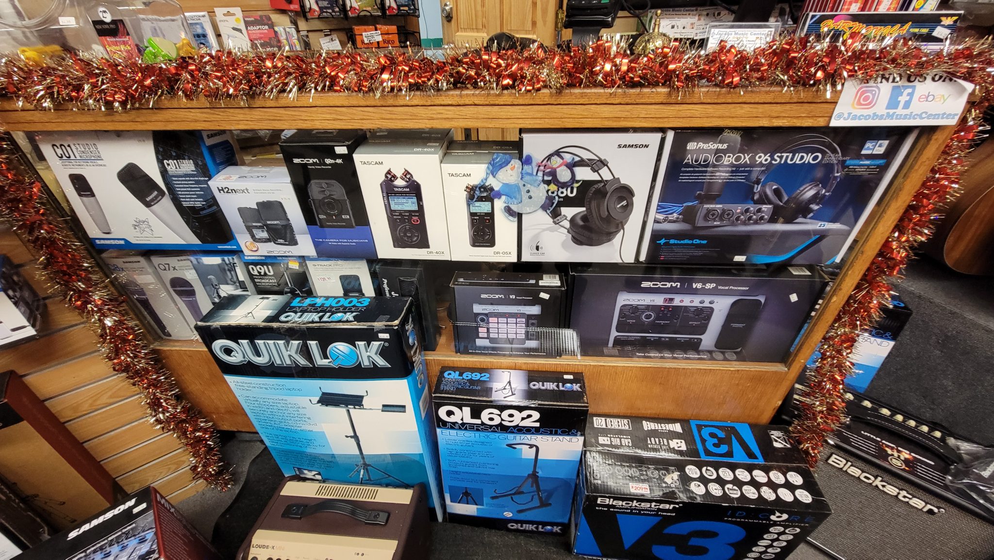 Jacobs Music Center – Musical Instruments * Music Lessons * Band ...